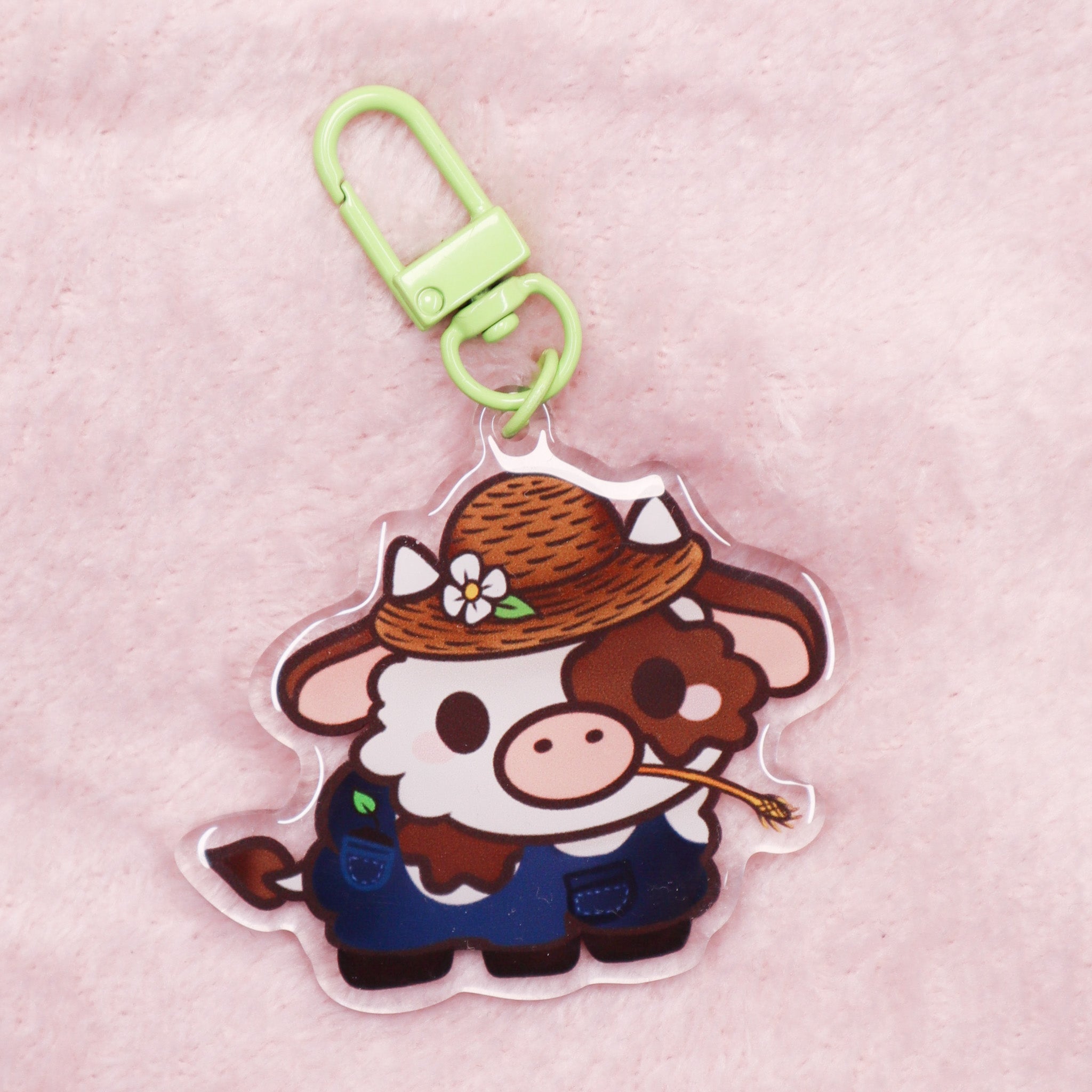 Farmer Cow 🥕 Mini Moo keychain – Bluubsies